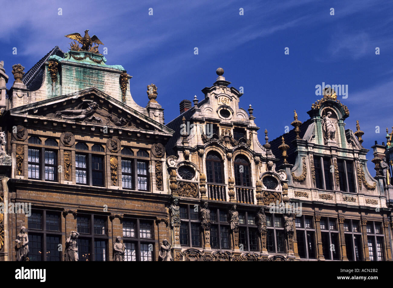 Facades of 17th century row houses in the market square of Antwerp ...