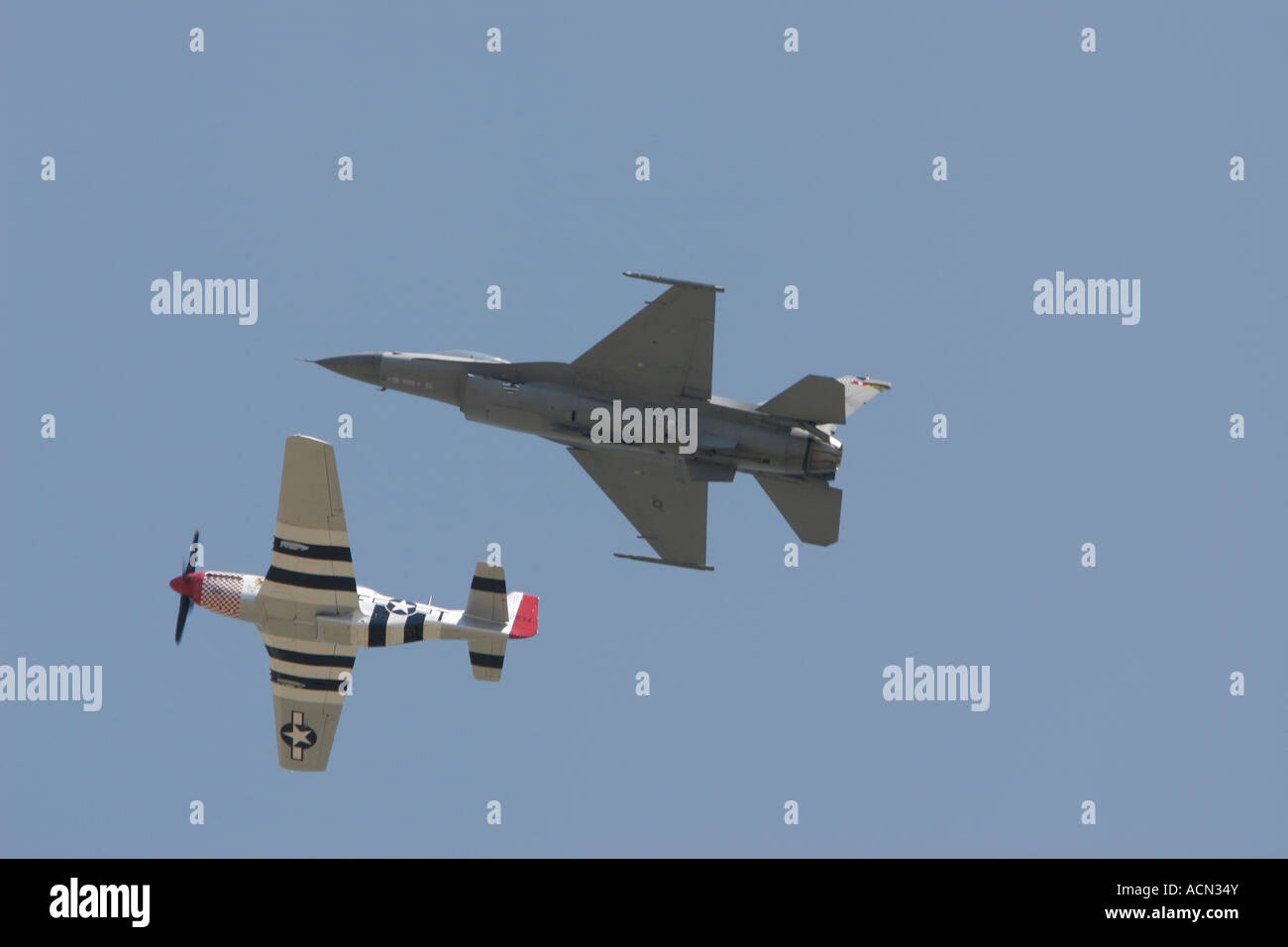 Double thunderbolt hi-res stock photography and images - Alamy