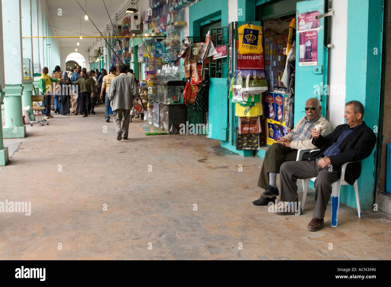 Tripoli libya shopping hi-res stock photography and images - Alamy