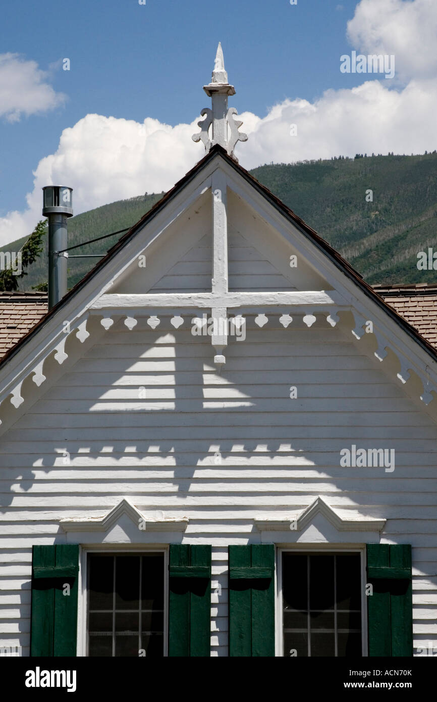 Gabled ornament hi-res stock photography and images - Alamy