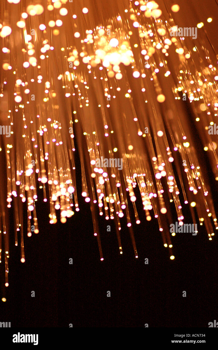 Stream of light flows from fiber optic cable dsc 6018 Stock Photo - Alamy