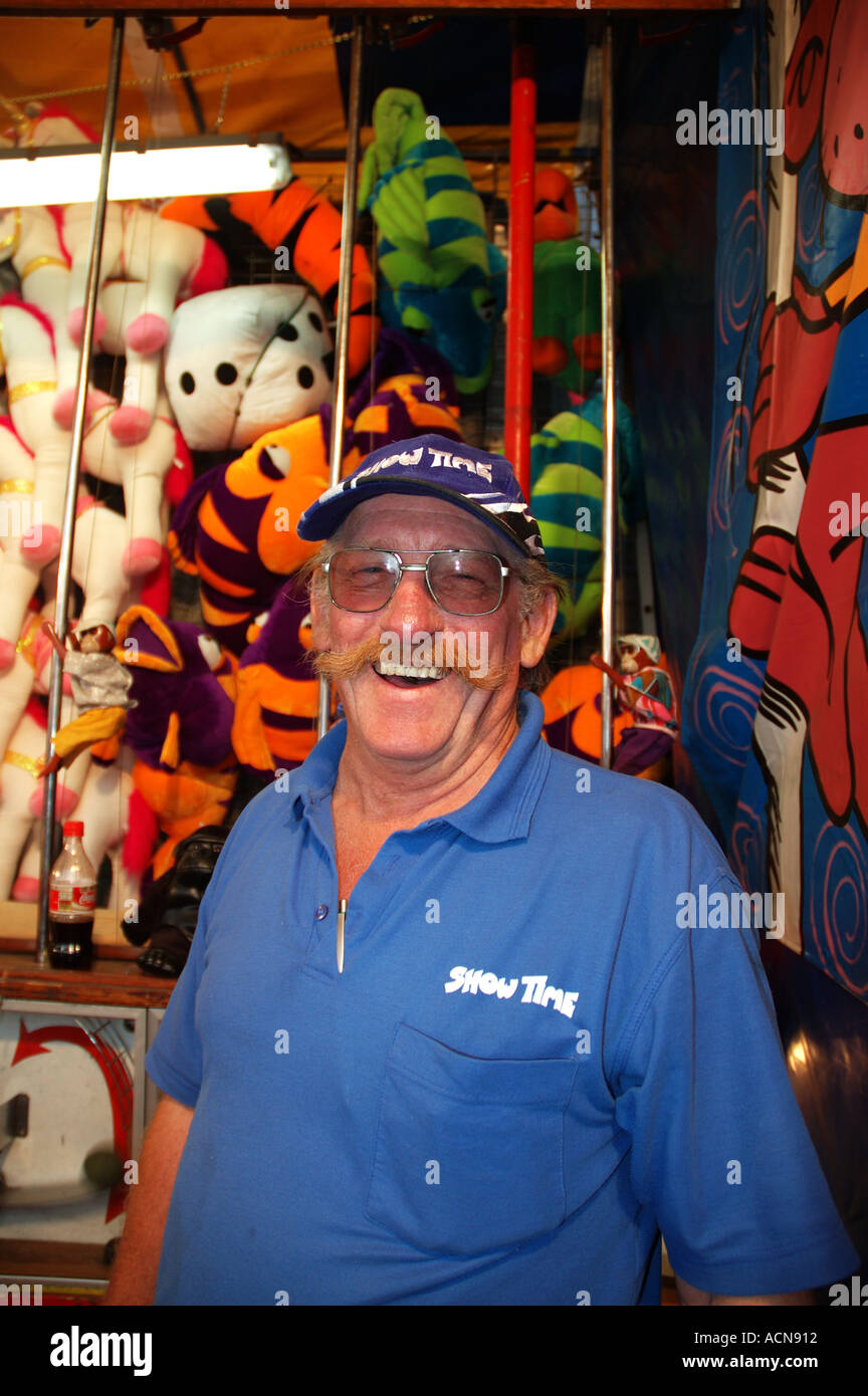 Carnie speaker selling in sideshow hi-res stock photography and images ...