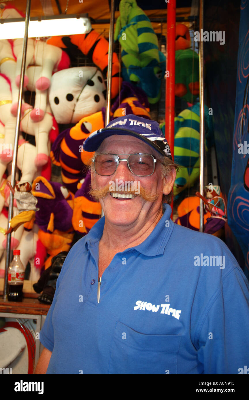 Carnie speaker selling in sideshow hi-res stock photography and images ...