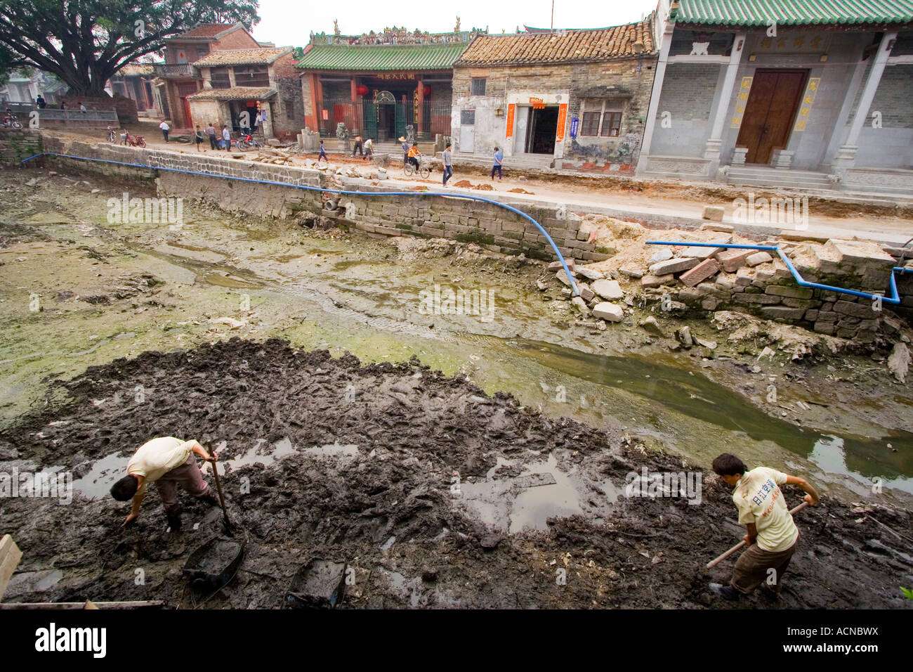 Ancient chinese village chashan town hi-res stock photography and ...