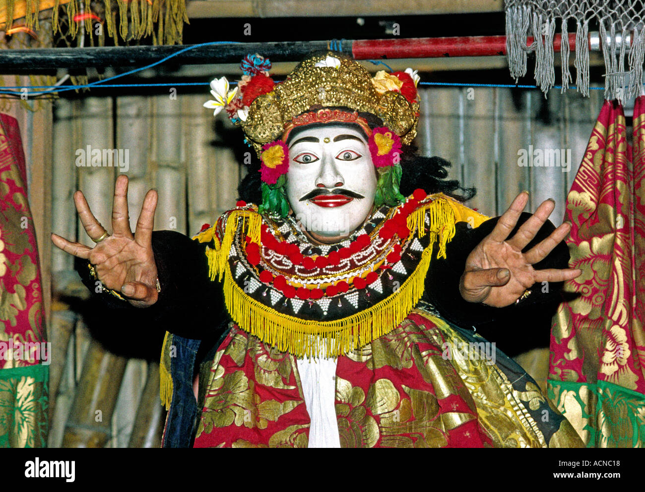 Indonesia Bali dance Balinese male dancer Stock Photo - Alamy