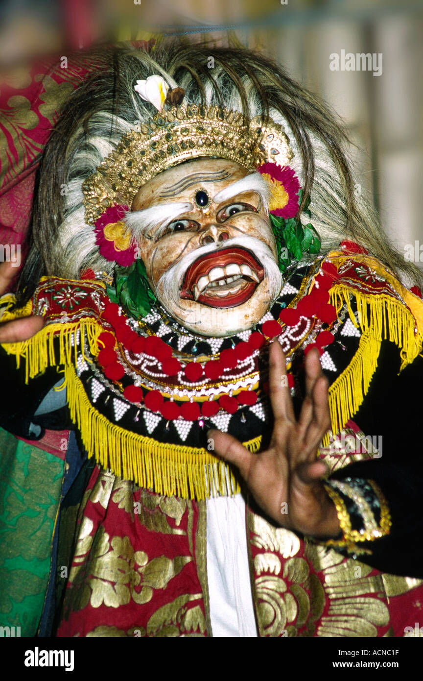 Indonesia Bali dance Balinese male dancer Stock Photo - Alamy