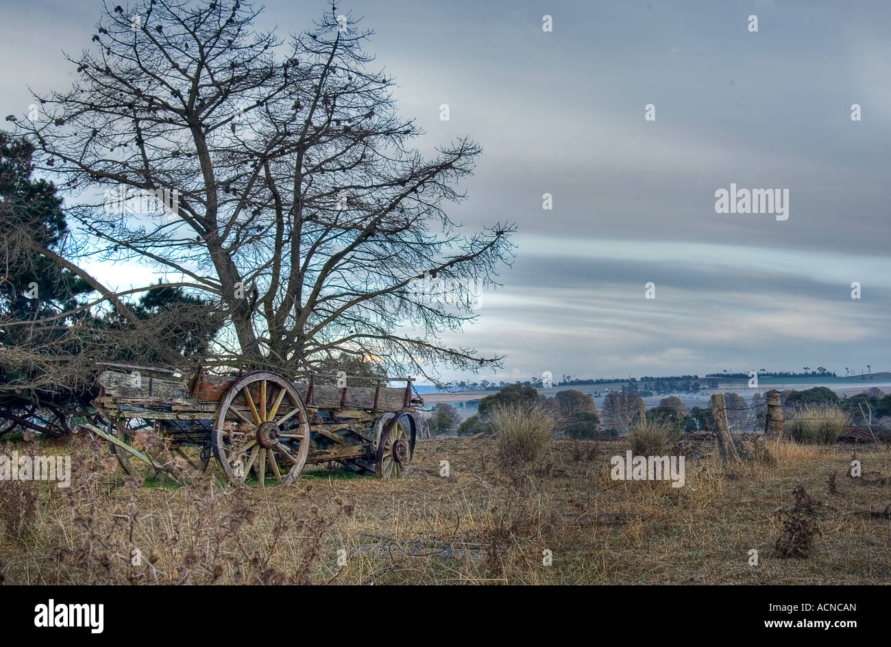 Wooden cart broken old hi-res stock photography and images - Alamy