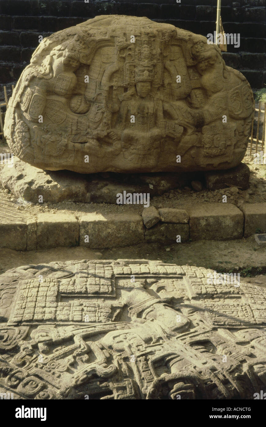 Quirigua stele hi-res stock photography and images - Alamy