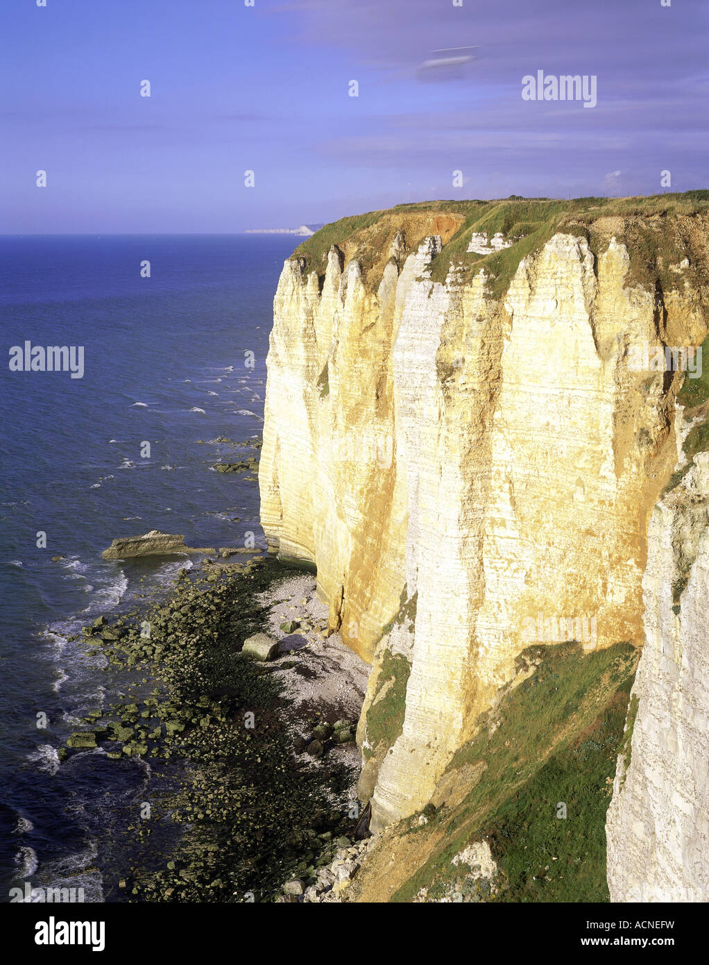 Cliff geography hi-res stock photography and images - Alamy