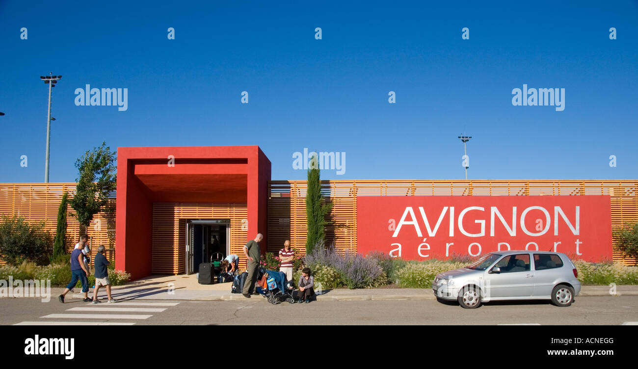 French airport entrance hi-res stock photography and images - Alamy