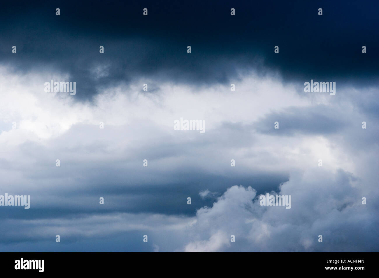 Stormy rain clouds hi-res stock photography and images - Alamy