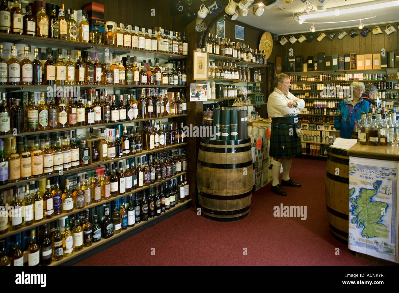 Tomintoul whisky castle hi-res stock photography and images - Alamy