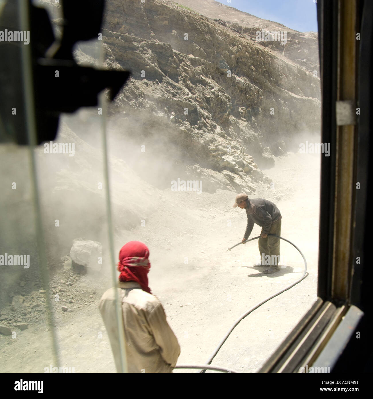 India Himalaya Jammu and Kashmir Ladakh Indus valley road between leh ...