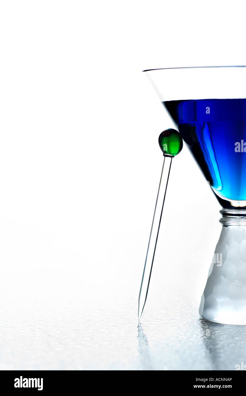 swizzle stick and martini glass Stock Photo - Alamy