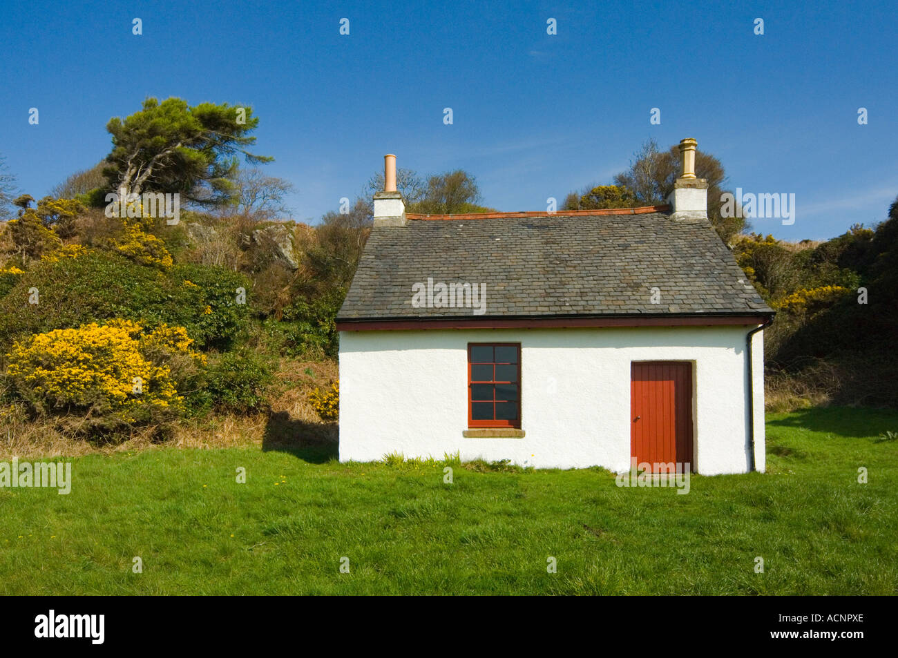 Attractive bothey in idyllic setting Saddell west coast Scotland uk ...