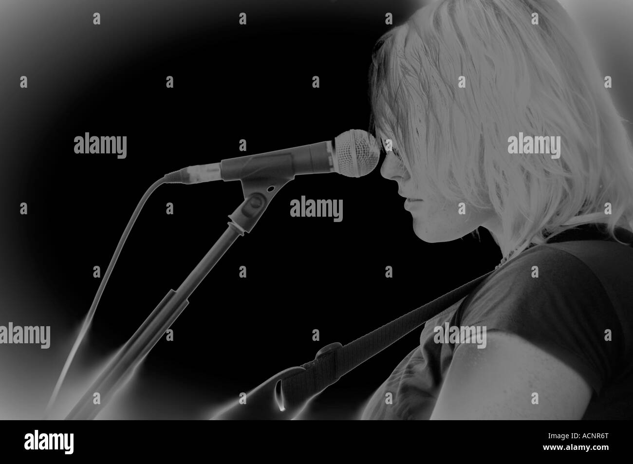 female rockstar rock and roll singer pop star rocker woman lady girl ...