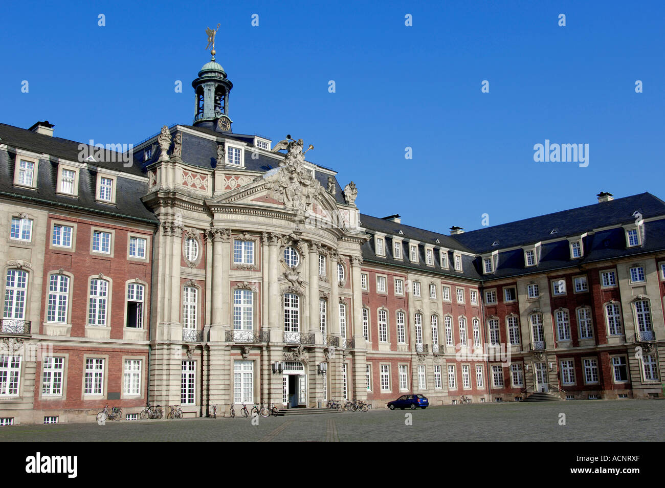 Castle / Munster Stock Photo - Alamy