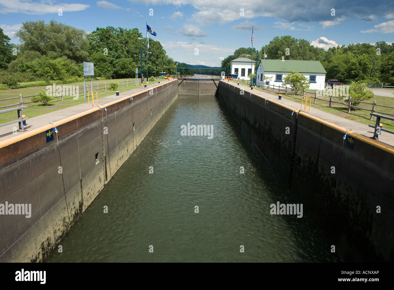 Mohawk lock hi-res stock photography and images - Alamy