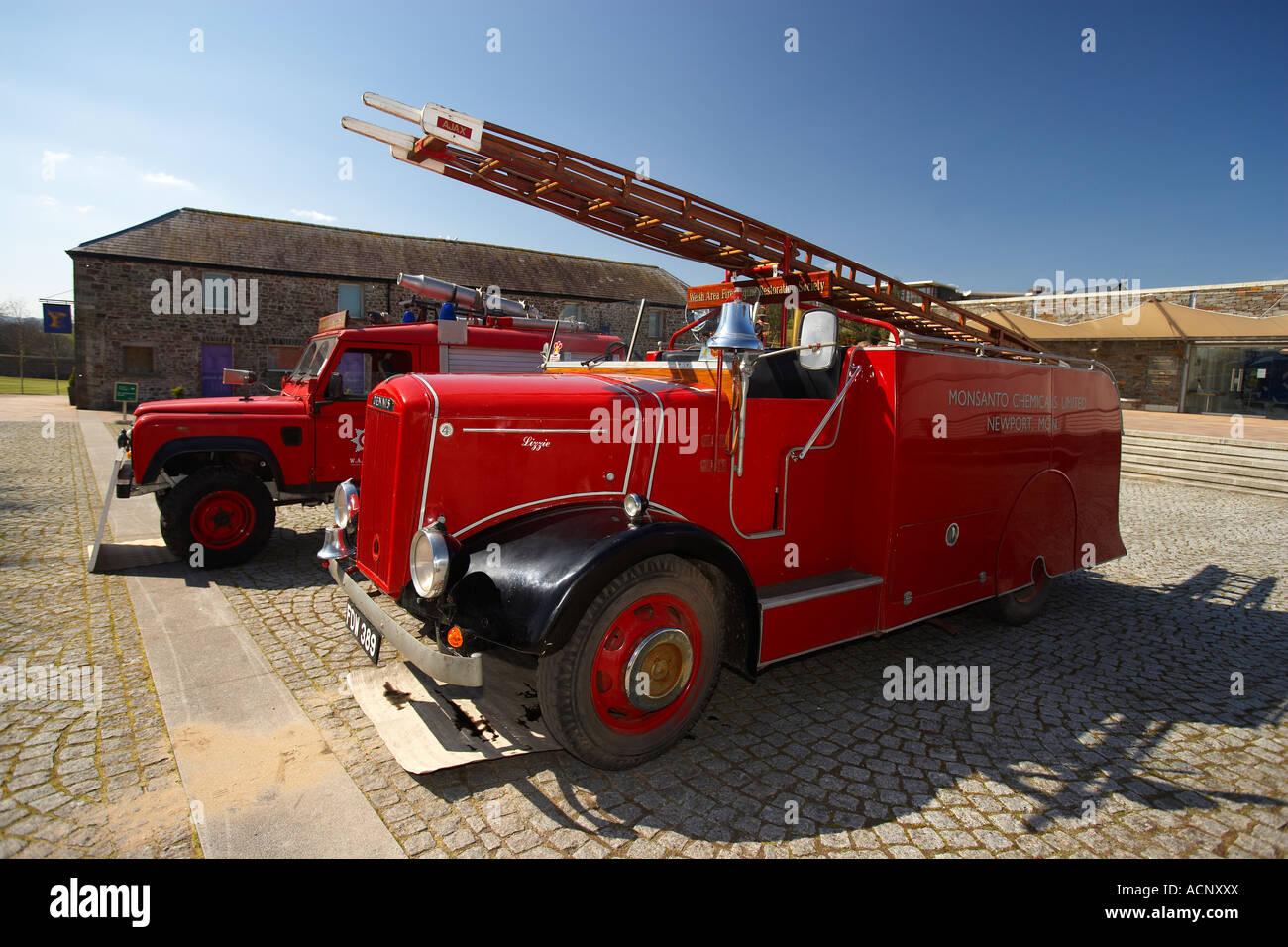 Fire Engine from the Welsh Area Fire Restoration Society displayed at ...