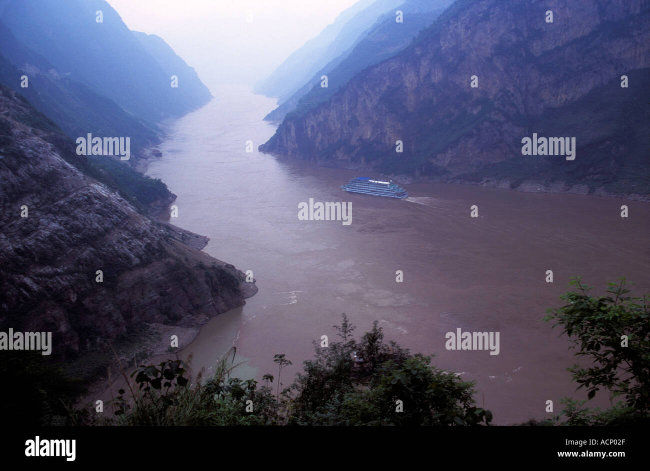 Landscape of Xiling Gorge in mist Three Gorges Yangtze River China ...