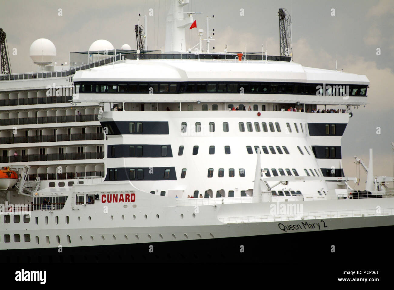 The Queen Mary 2 Cunard cruise ship Bridge and cabins Southampton ...