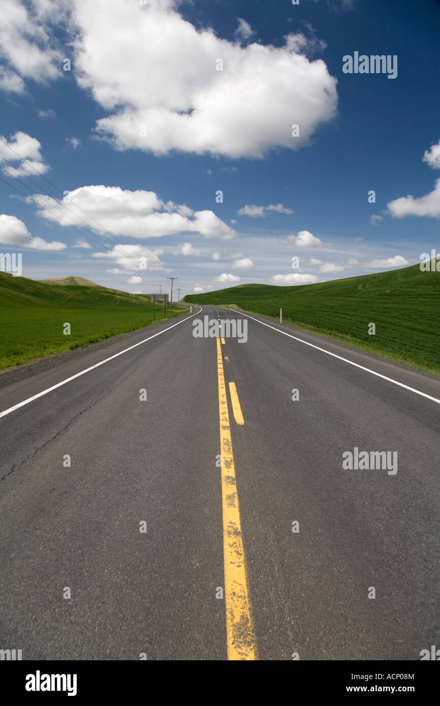 Highway in a Palouse Spring Stock Photo - Alamy
