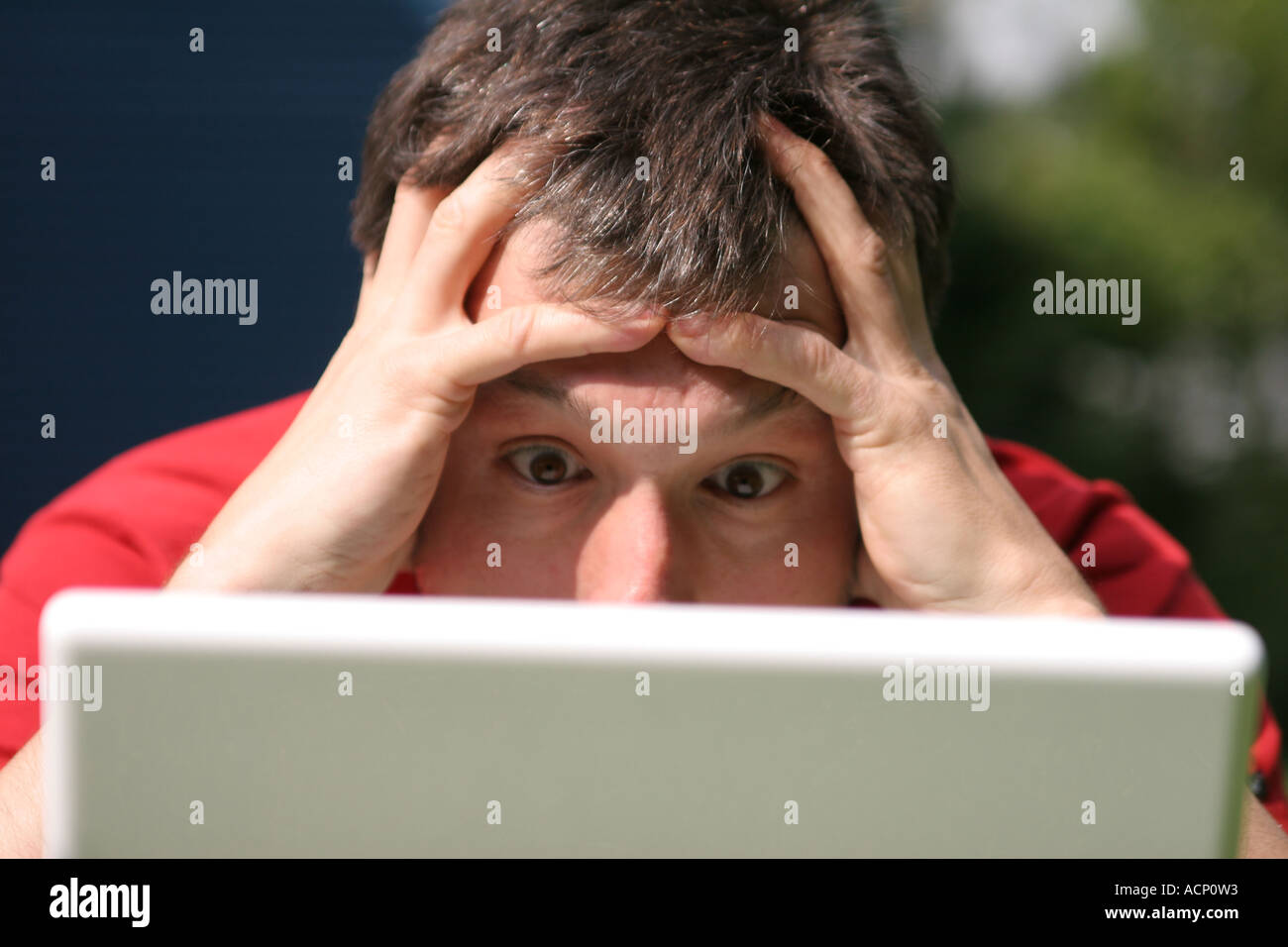 Daylight work with a notebook - Mit dem Notebook im Freien arbeiten ...