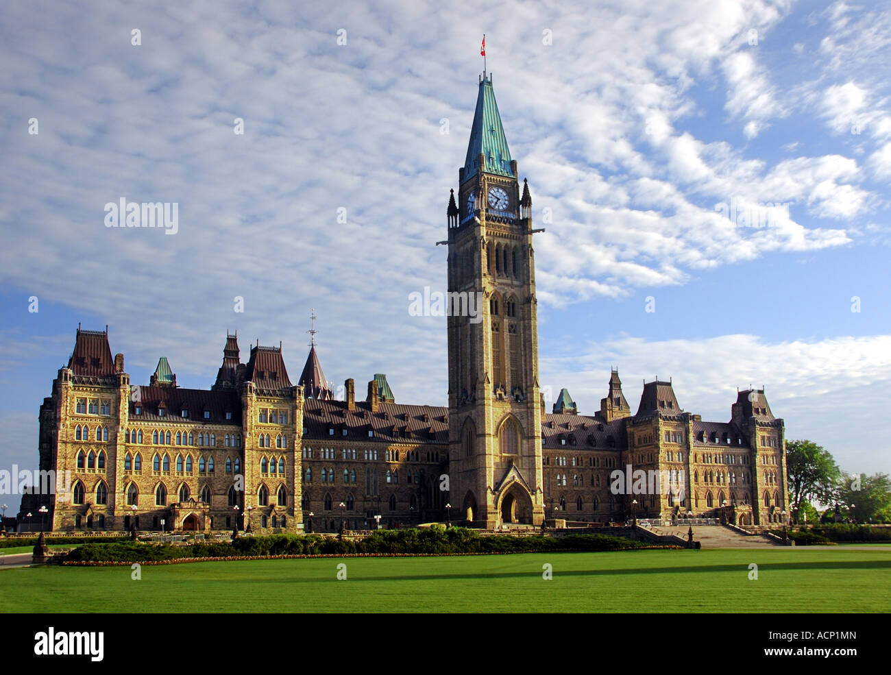 Ottawa parliament building hi-res stock photography and images - Alamy