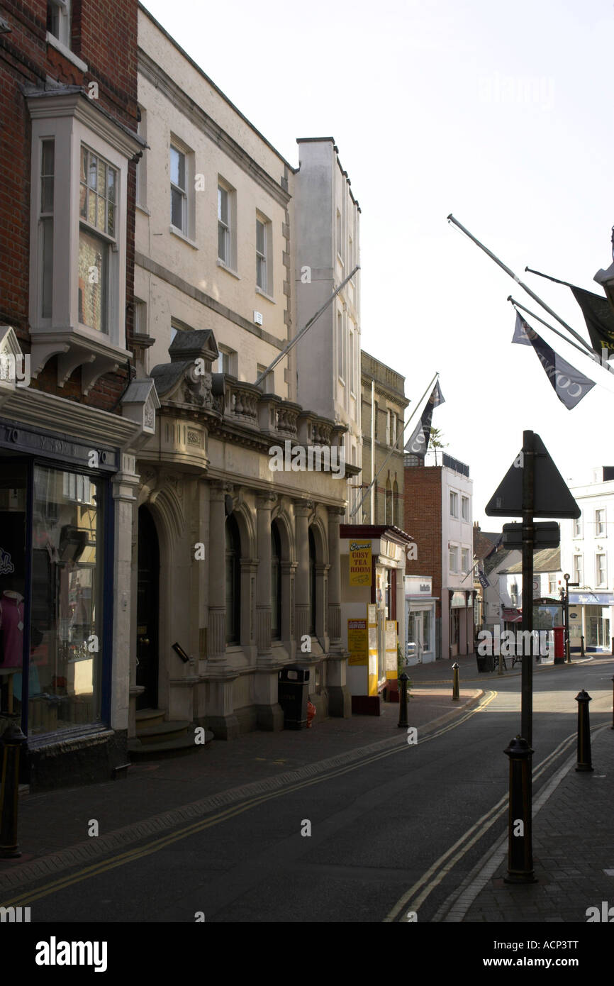 The High Street, Cowes - Isle of Wight Stock Photo - Alamy