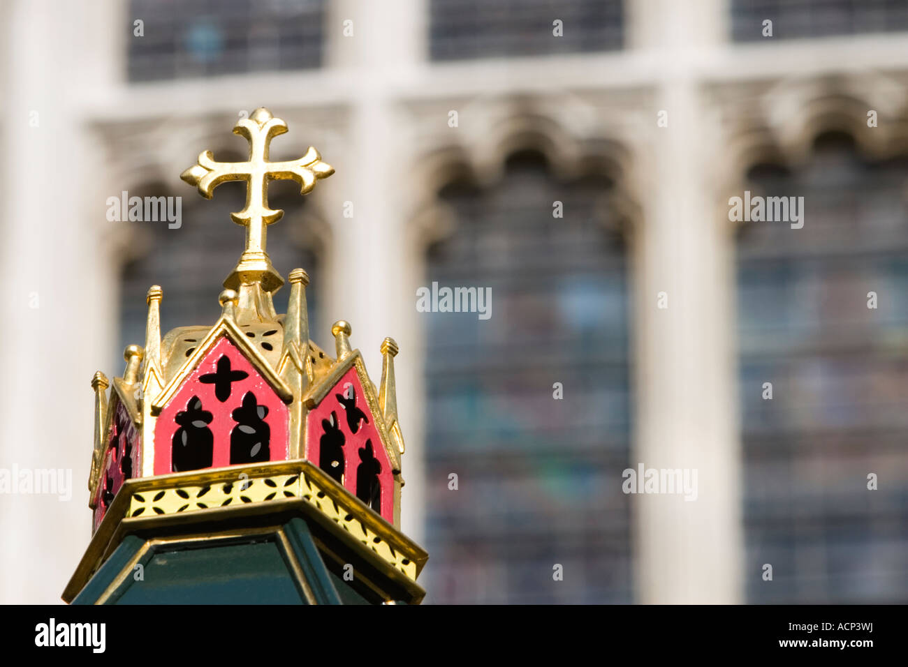 Close up of top of lamp post at Westminster Abbey Stock Photo - Alamy