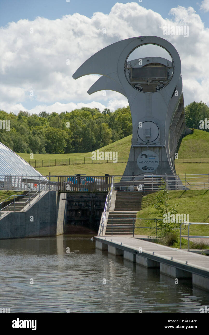 The Falkirk wheel Stock Photo - Alamy