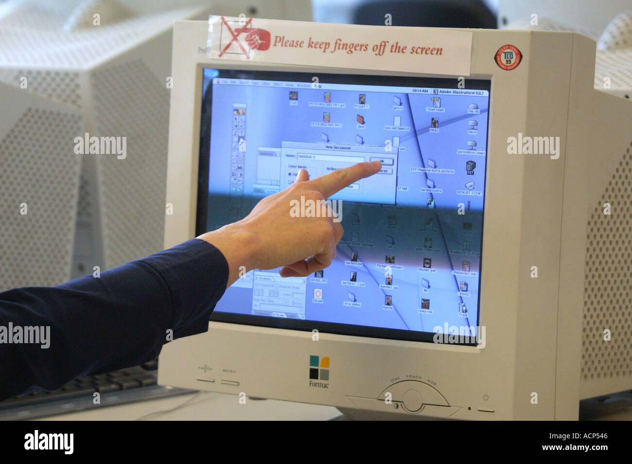 Teacher instruct computer hi-res stock photography and images - Alamy