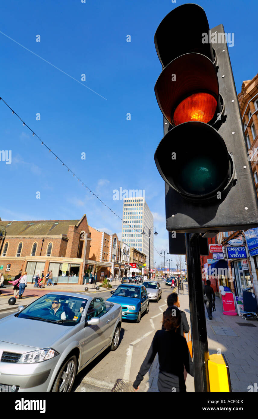 Traffic at amber light in New Malden High Street Surrey Stock Photo - Alamy