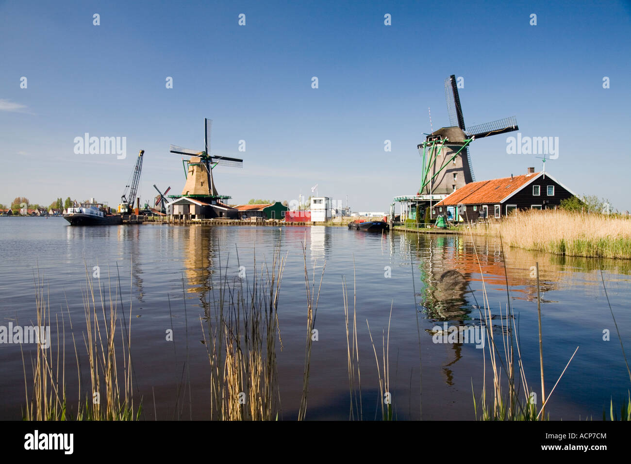 Netherlands windmill houses gouda hi-res stock photography and images ...