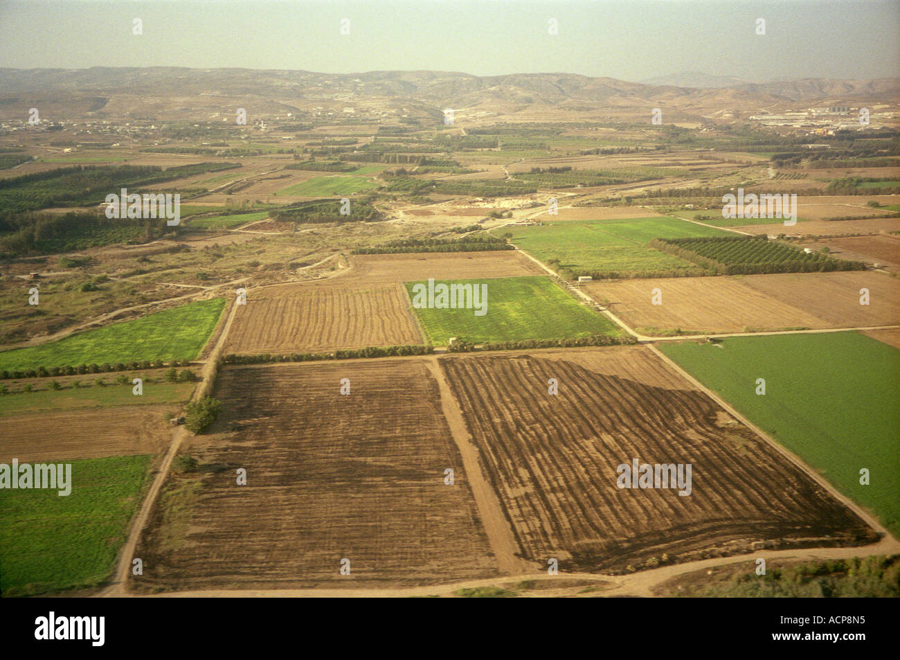 Plane fields hi-res stock photography and images - Alamy