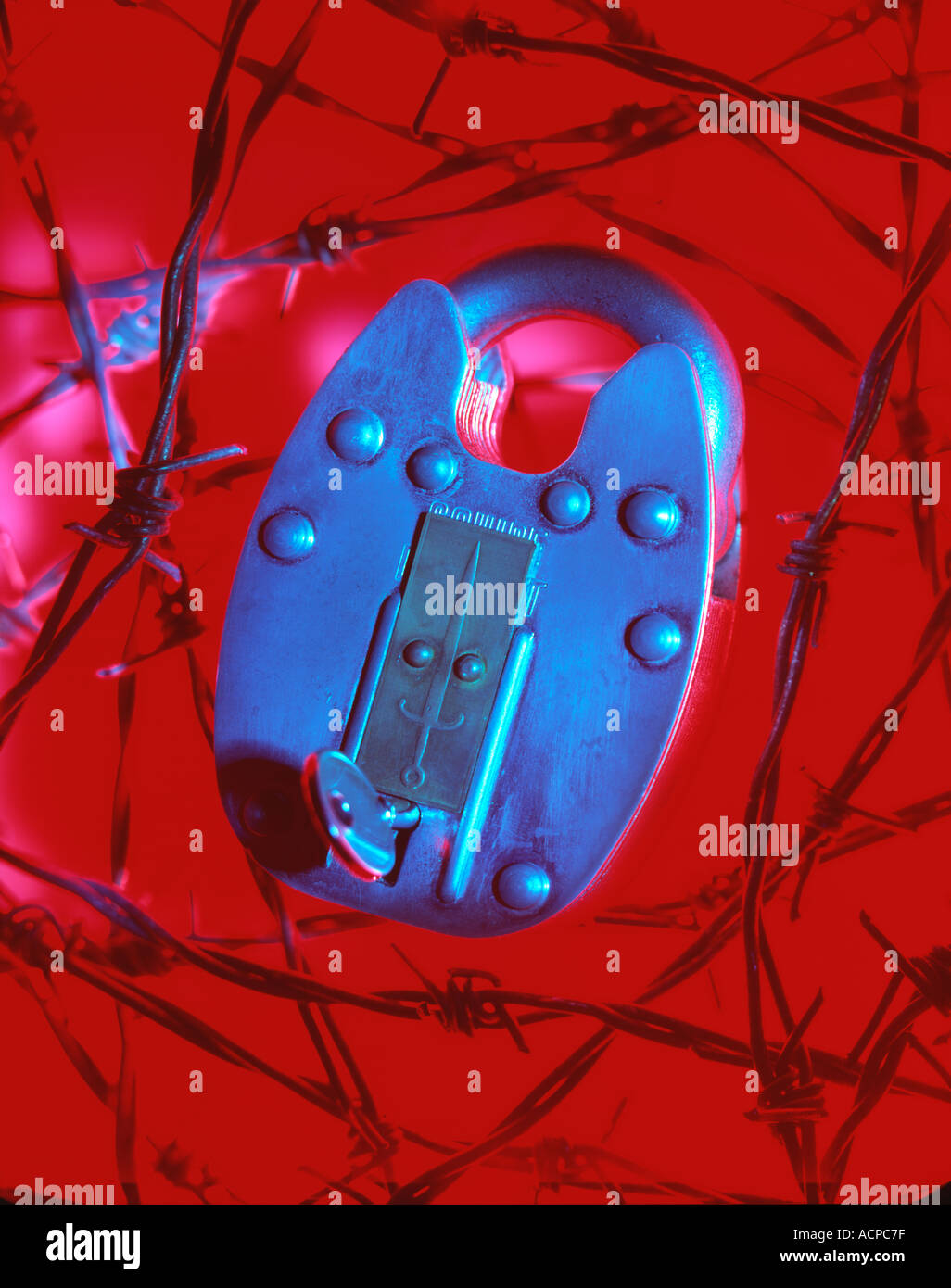 Wire lock hi-res stock photography and images - Alamy