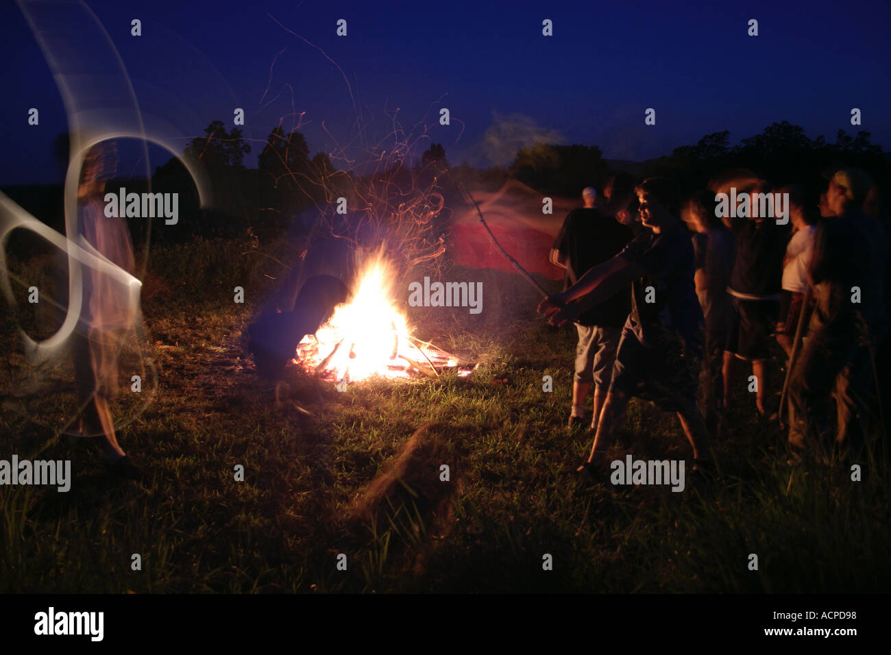 Campfire camaraderie hi-res stock photography and images - Alamy