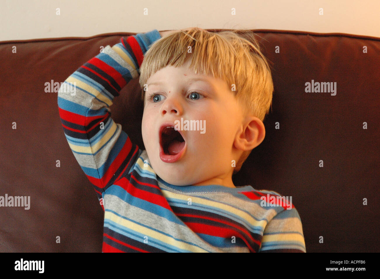 Kid react hi-res stock photography and images - Alamy