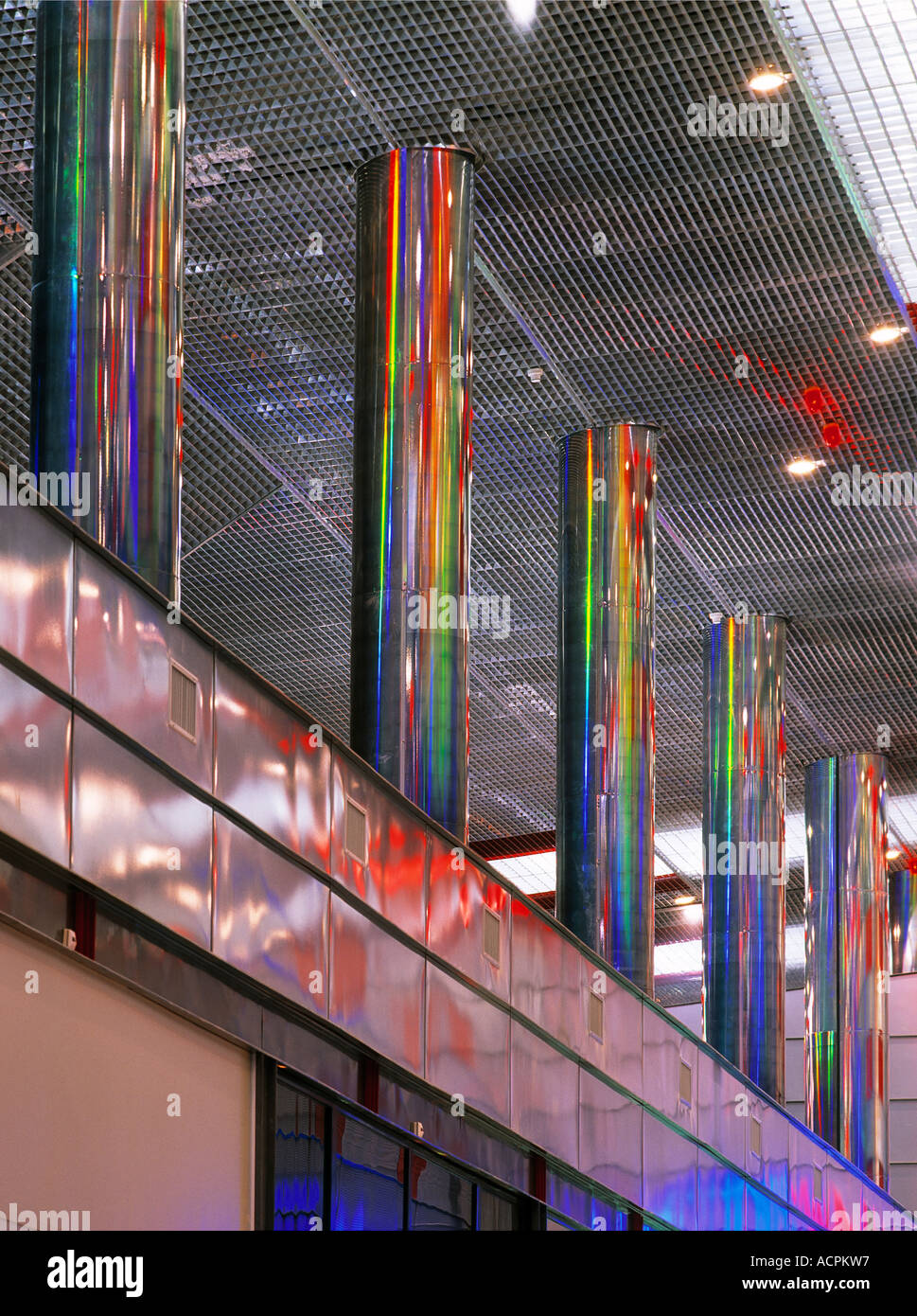 Refraction patterns on the columns at the Euralille shopping centre ...