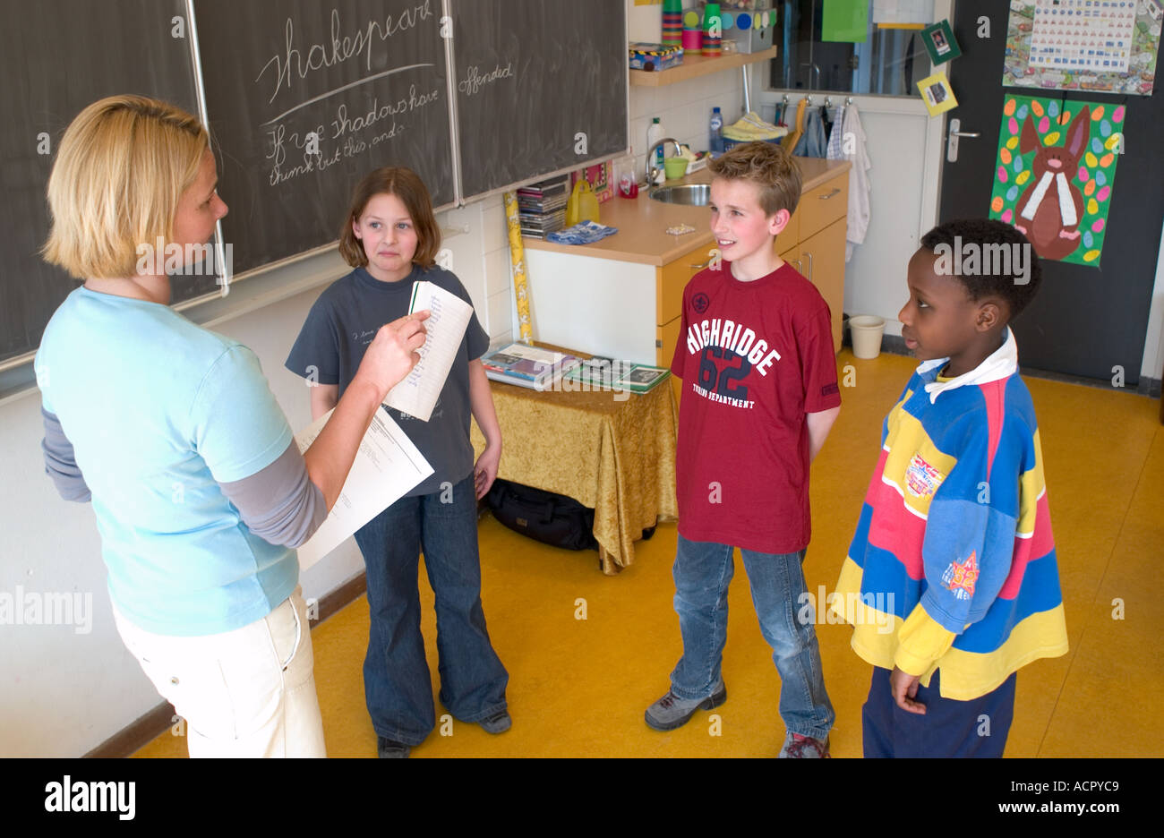 Students in classroom of elementary school Stock Photo - Alamy