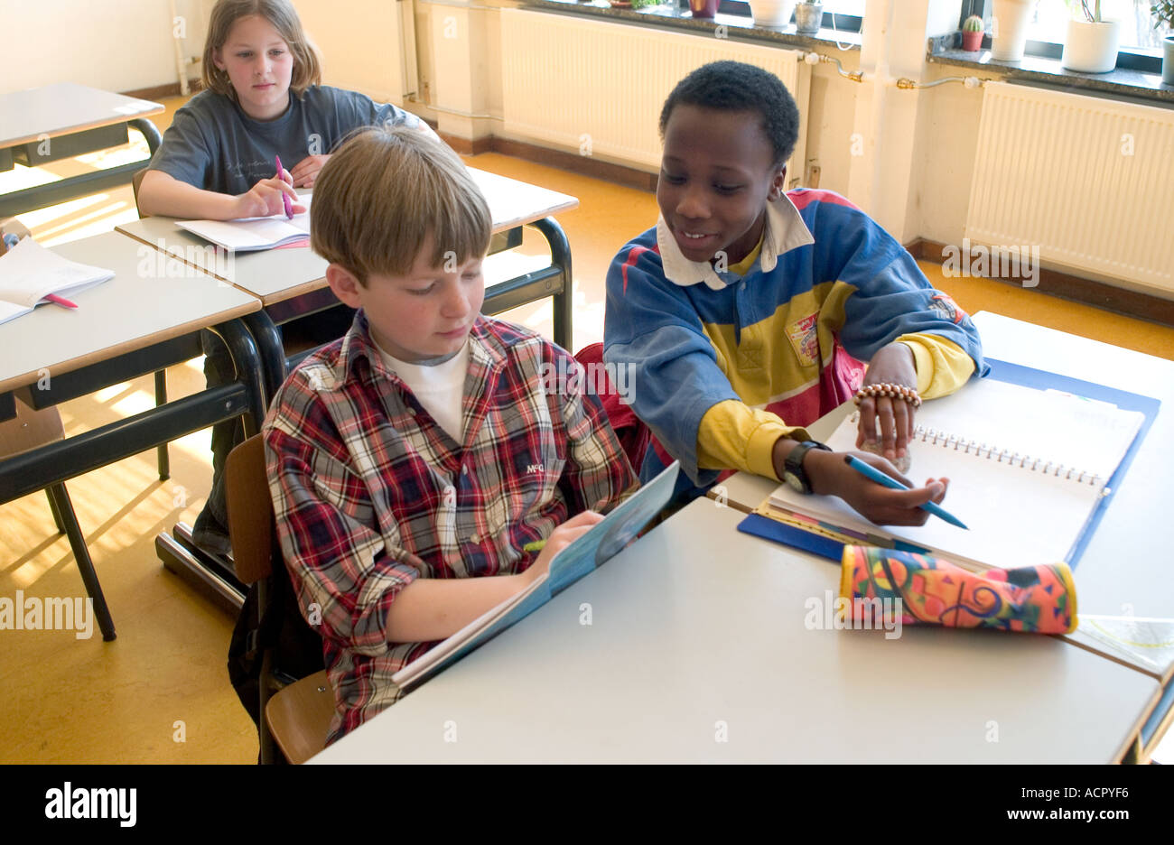 Students in classroom of elementary school Stock Photo - Alamy