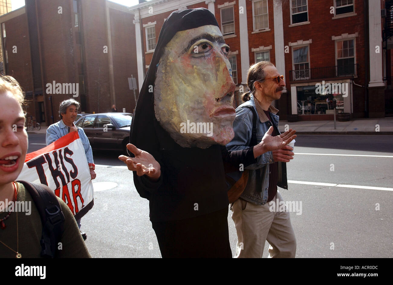 Anti gulf war protest hi-res stock photography and images - Alamy