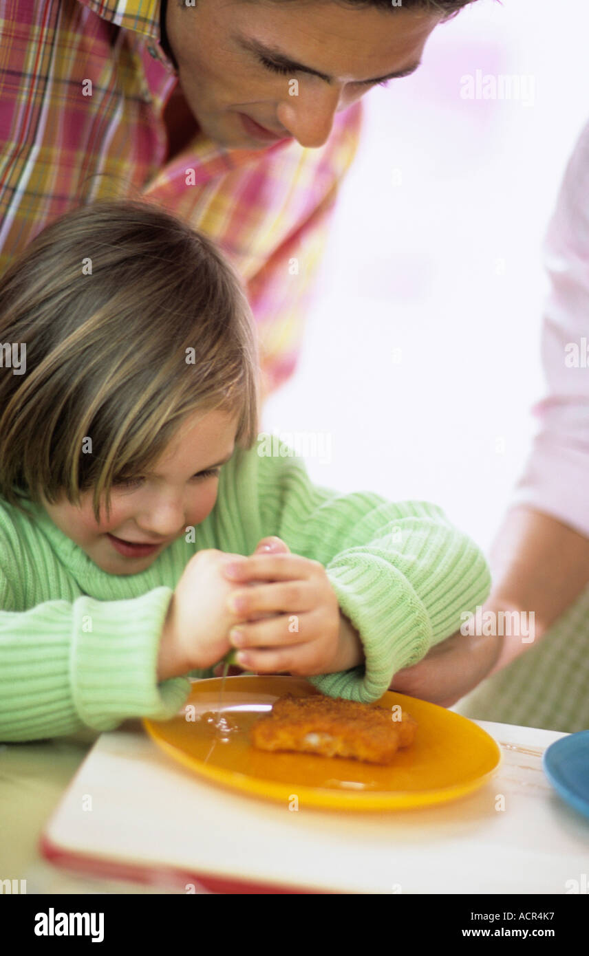 Lemon squeezing child hi-res stock photography and images - Alamy