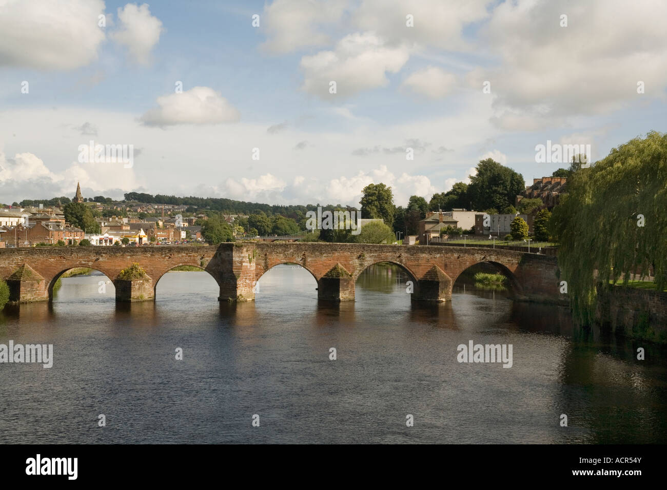 River nith old bridge dumfries hi-res stock photography and images - Alamy
