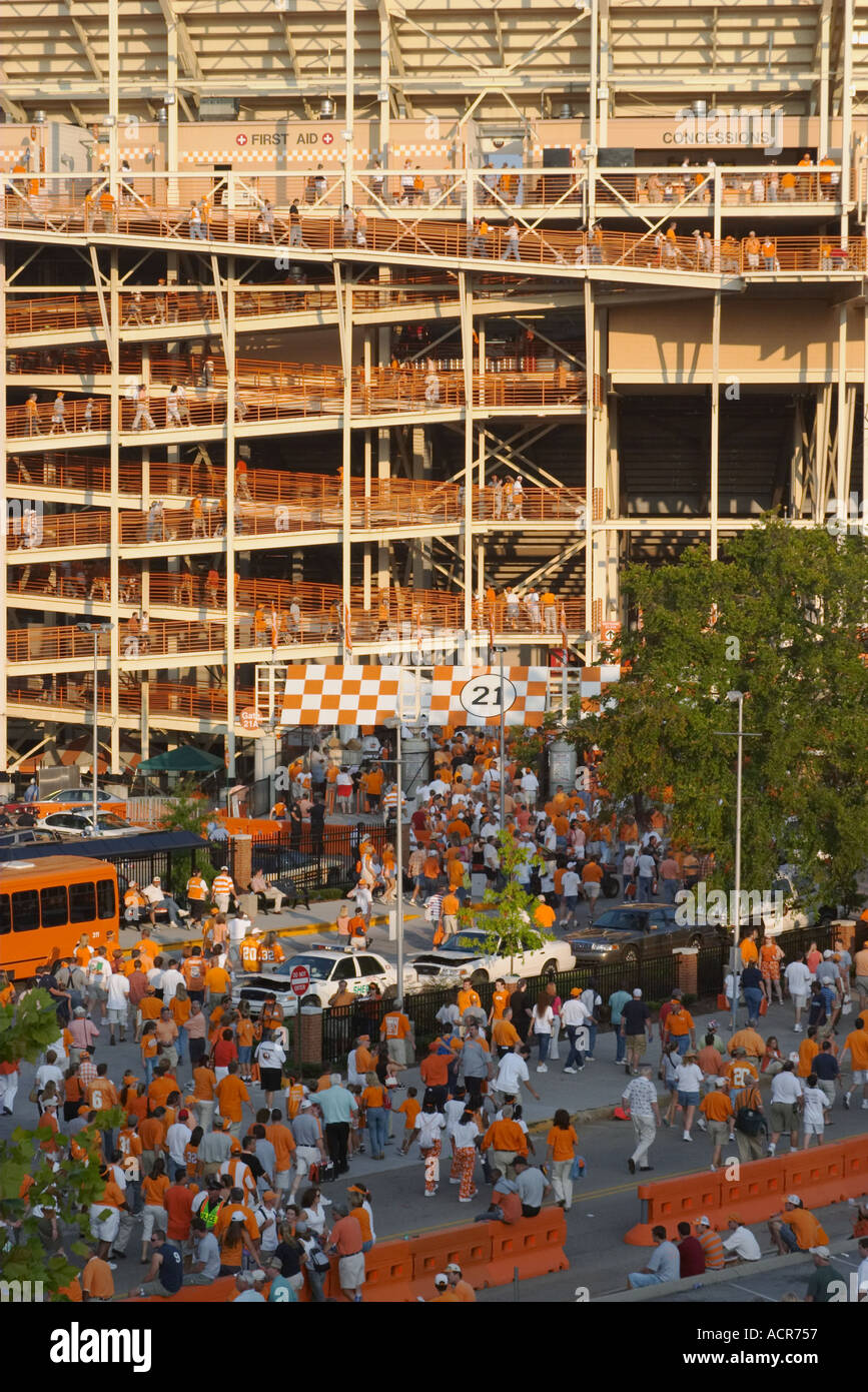 Tennessee football fans outside Neyland Stadium before the Tennessee ...