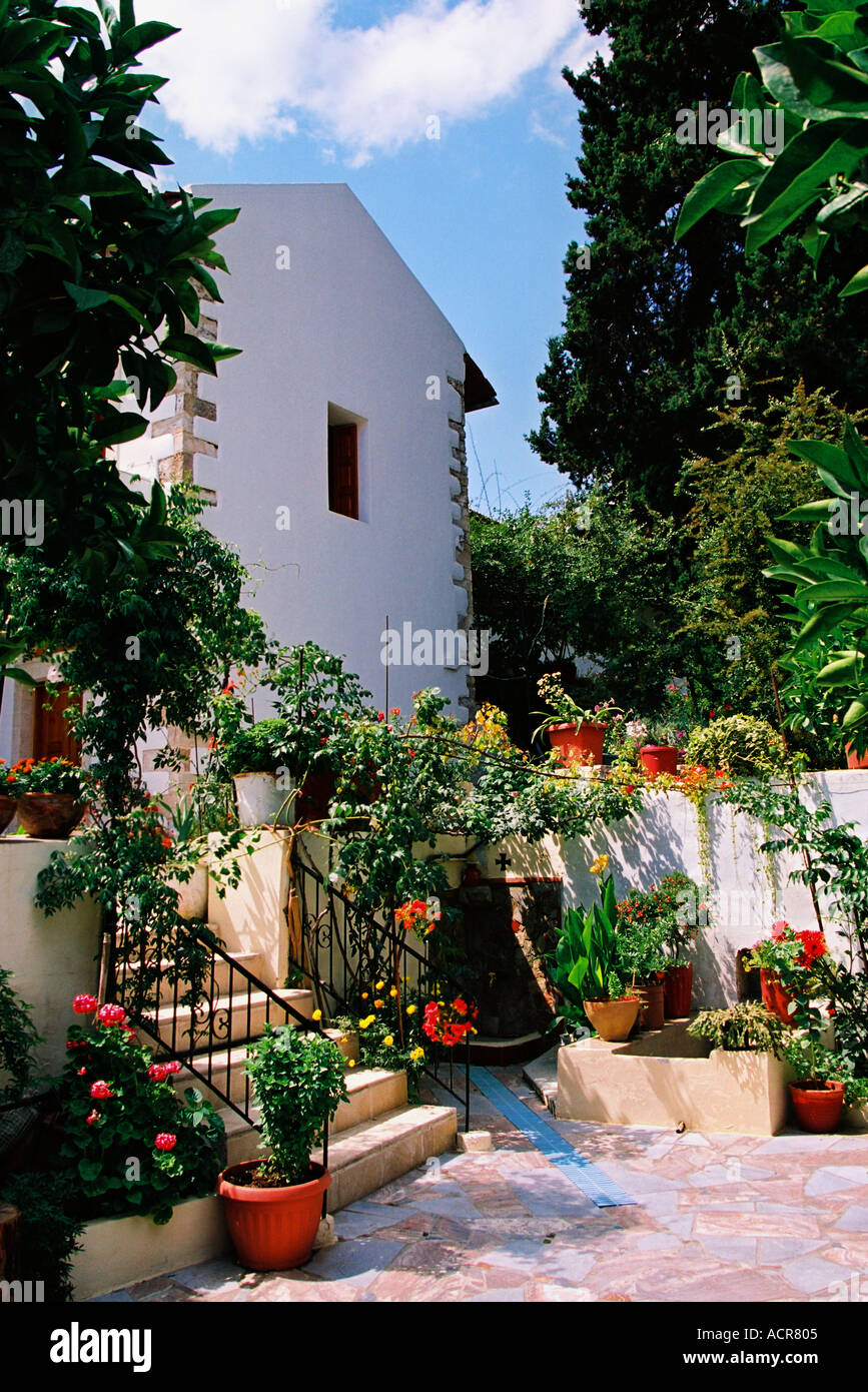 Traditional houses in Crete Stock Photo - Alamy