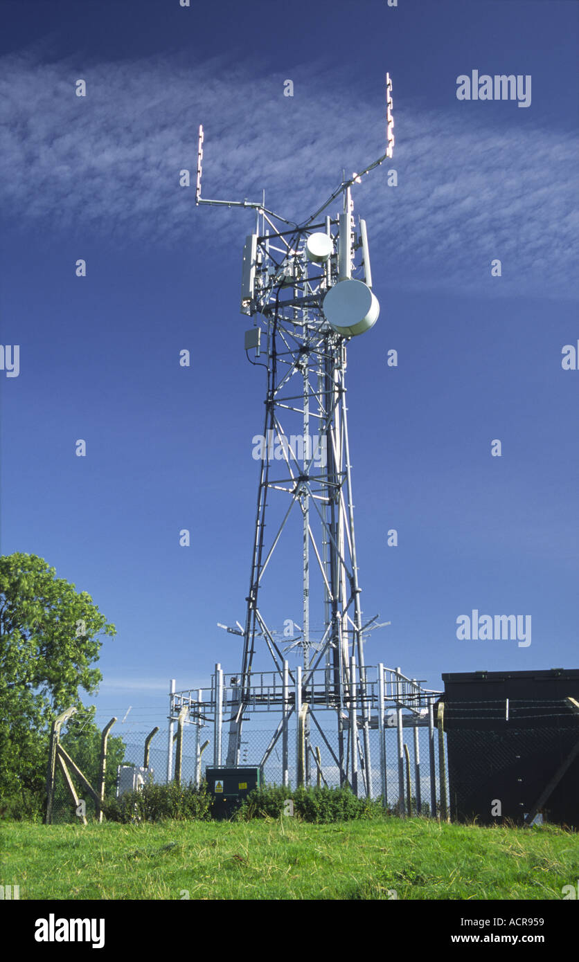 Mobile Phone Mast Stock Photo - Alamy
