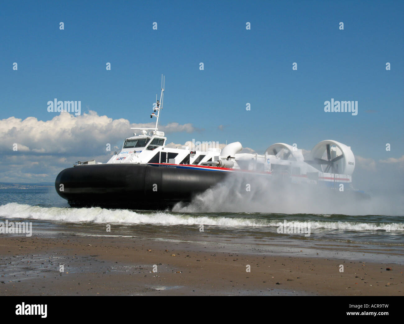 Hovercraft they hi-res stock photography and images - Alamy
