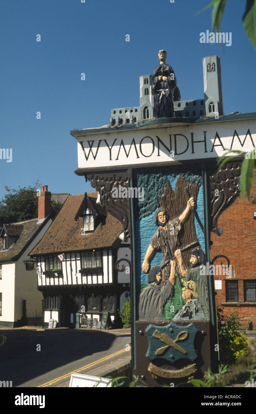 Wymondham town sign hi-res stock photography and images - Alamy
