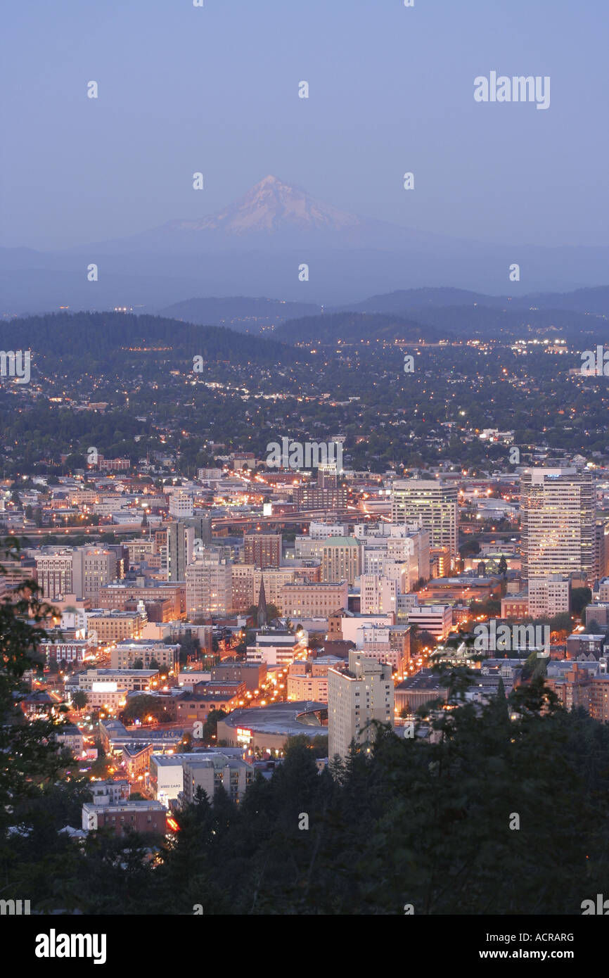 Portland cityscape mount hood in hi-res stock photography and images ...